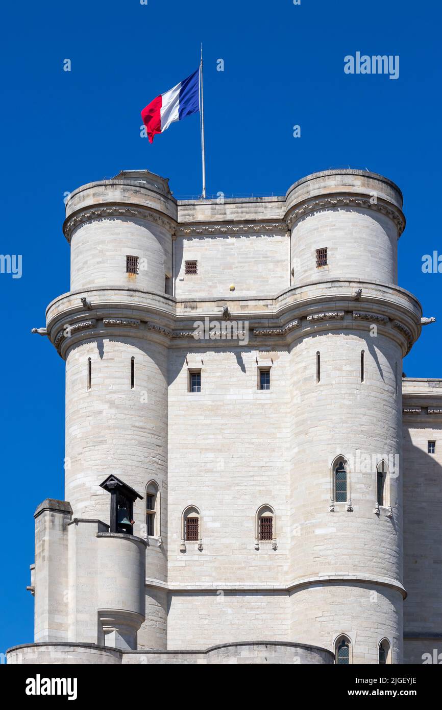 Paris medieval castle hi-res stock photography and images - Alamy