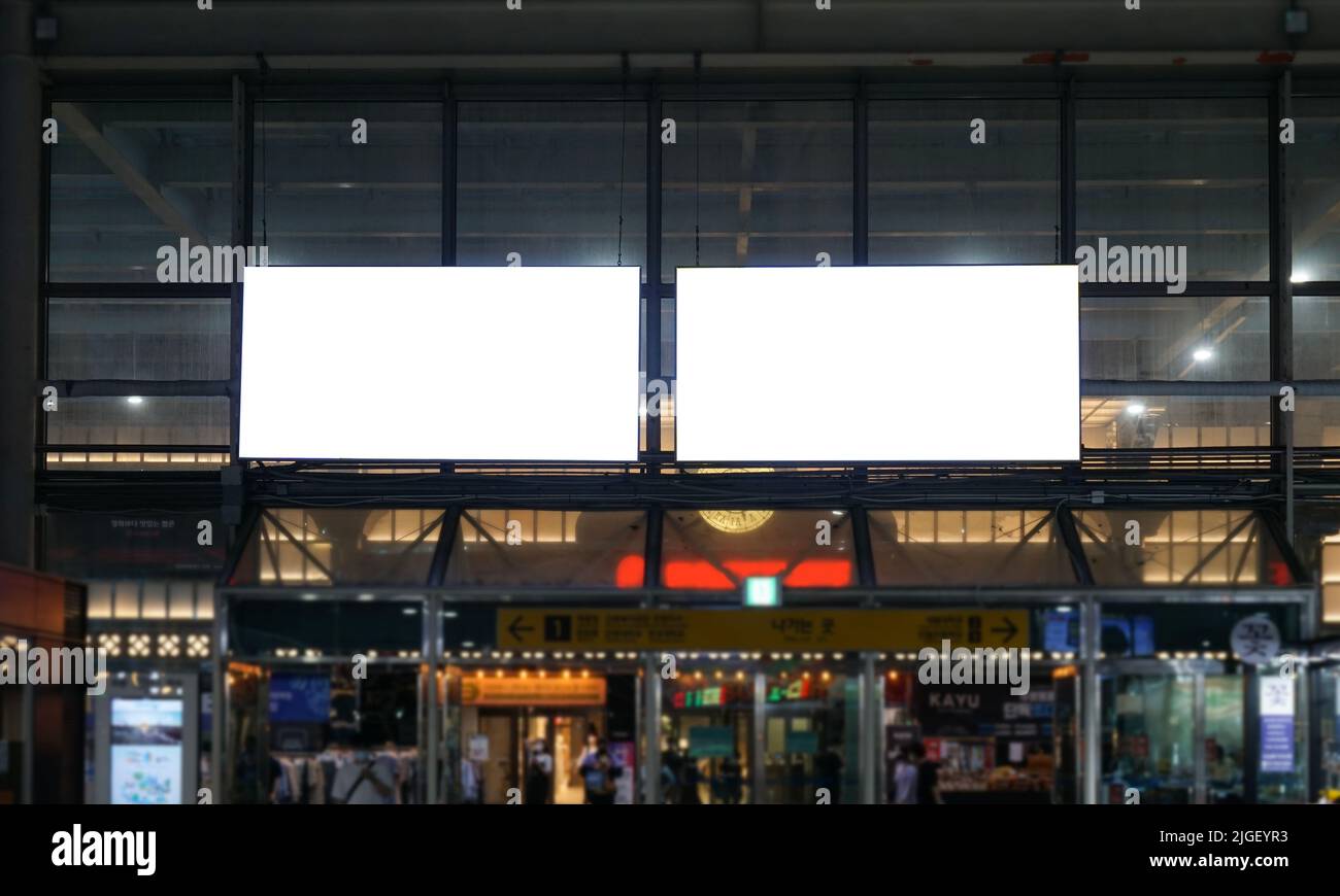 Subway Scenery and Advertising Mockup Stock Photo - Alamy