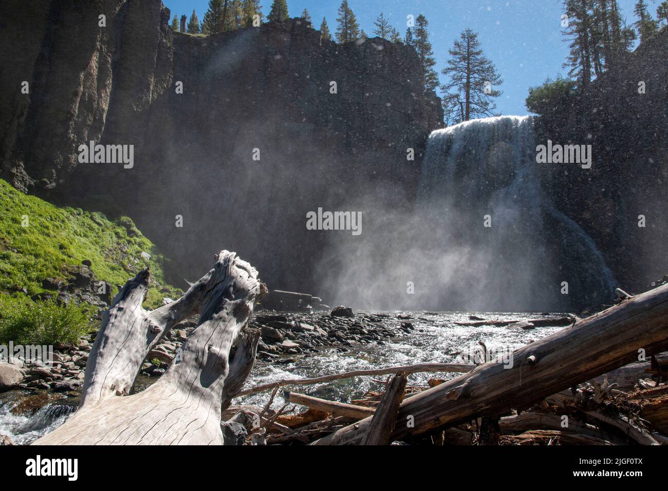 Rainbow Falls is a large and popular waterfall in Devil's Postpile ...