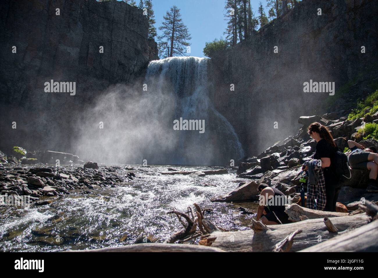 Rainbow falls mammoth lakes hi-res stock photography and images - Alamy