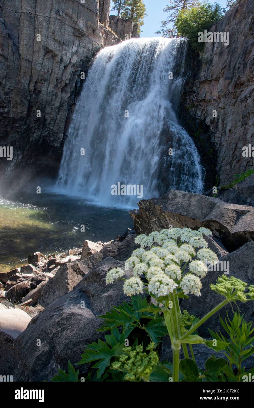 Rainbow Falls is a large and popular waterfall in Devil's Postpile ...