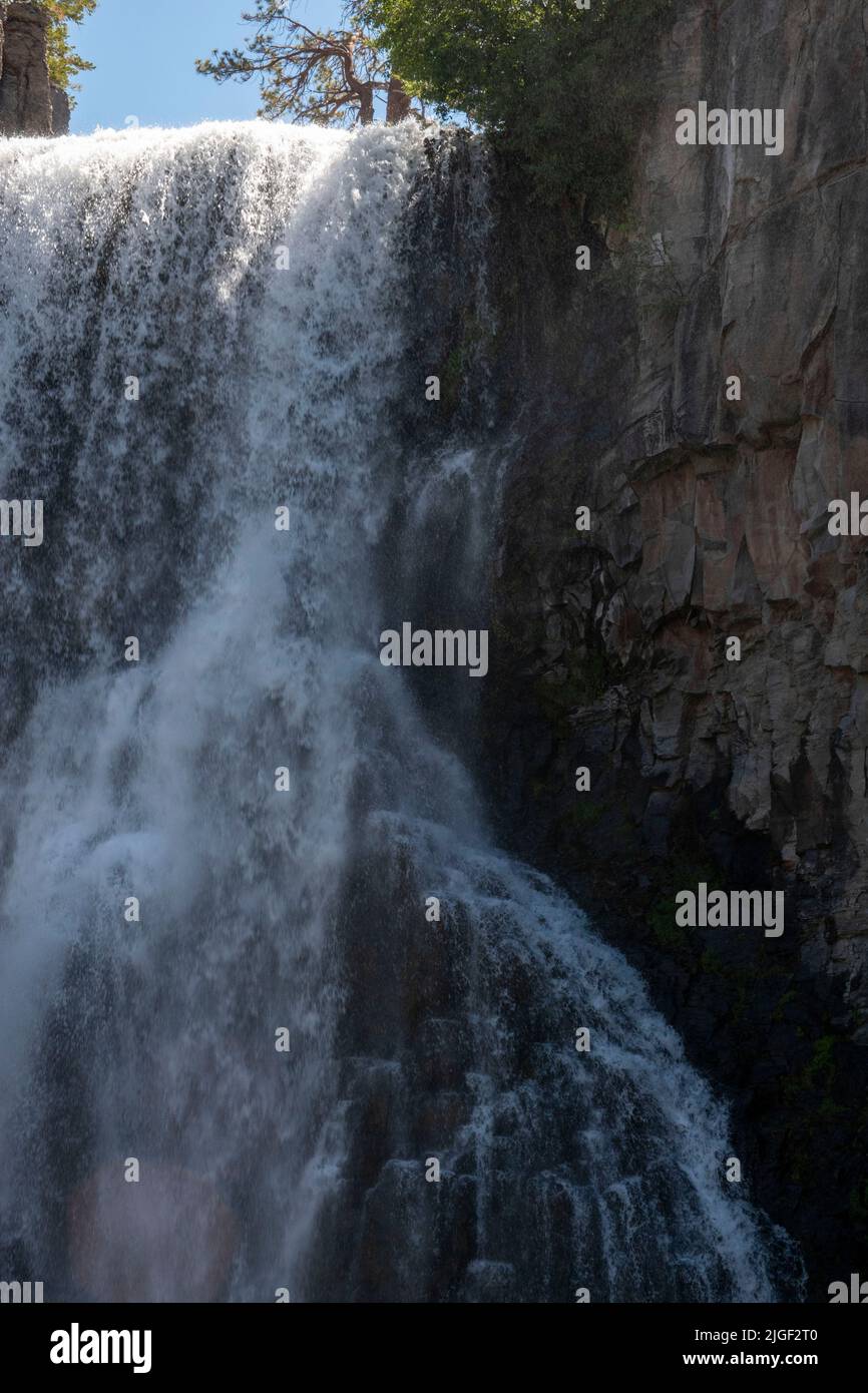 Rainbow Falls is a large and popular waterfall in Devil's Postpile ...