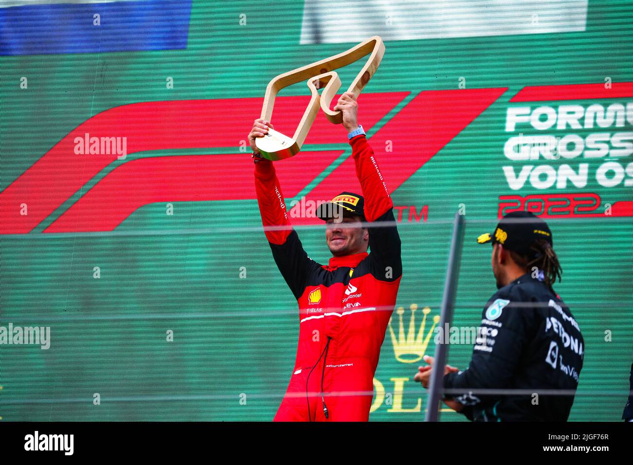 Formula 1 world championship trophy hi-res stock photography and images ...