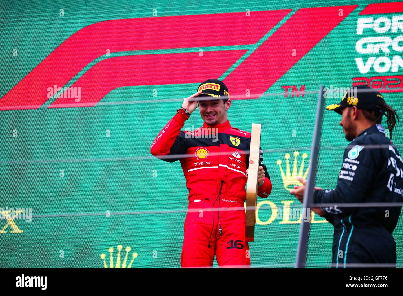 Formula 1 world championship trophy hi-res stock photography and images ...