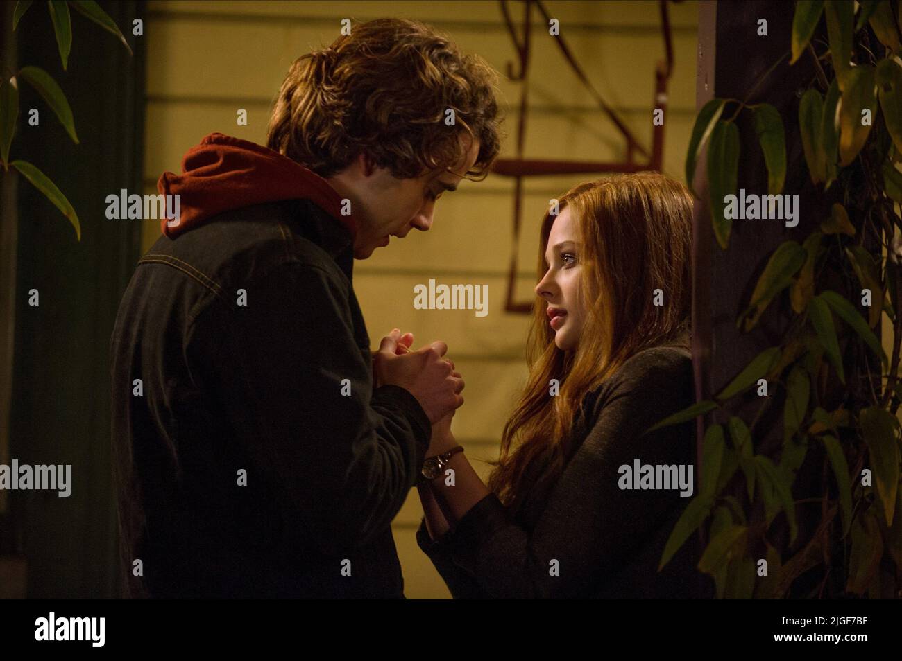 Chloe moretz holding hands hi-res stock photography and images - Alamy