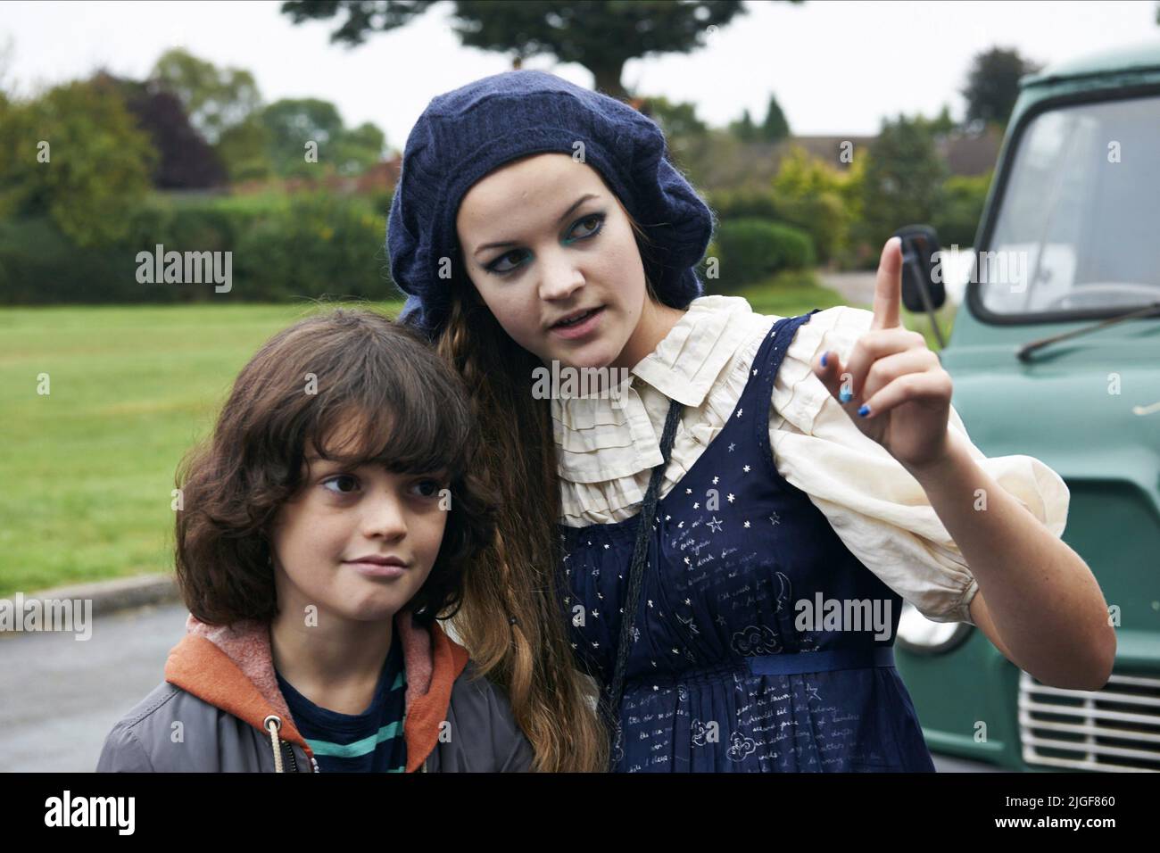 MALACHY KNIGHTS, IZZY MEIKLE-SMALL, PUDSEY THE DOG: THE MOVIE, 2014 ...