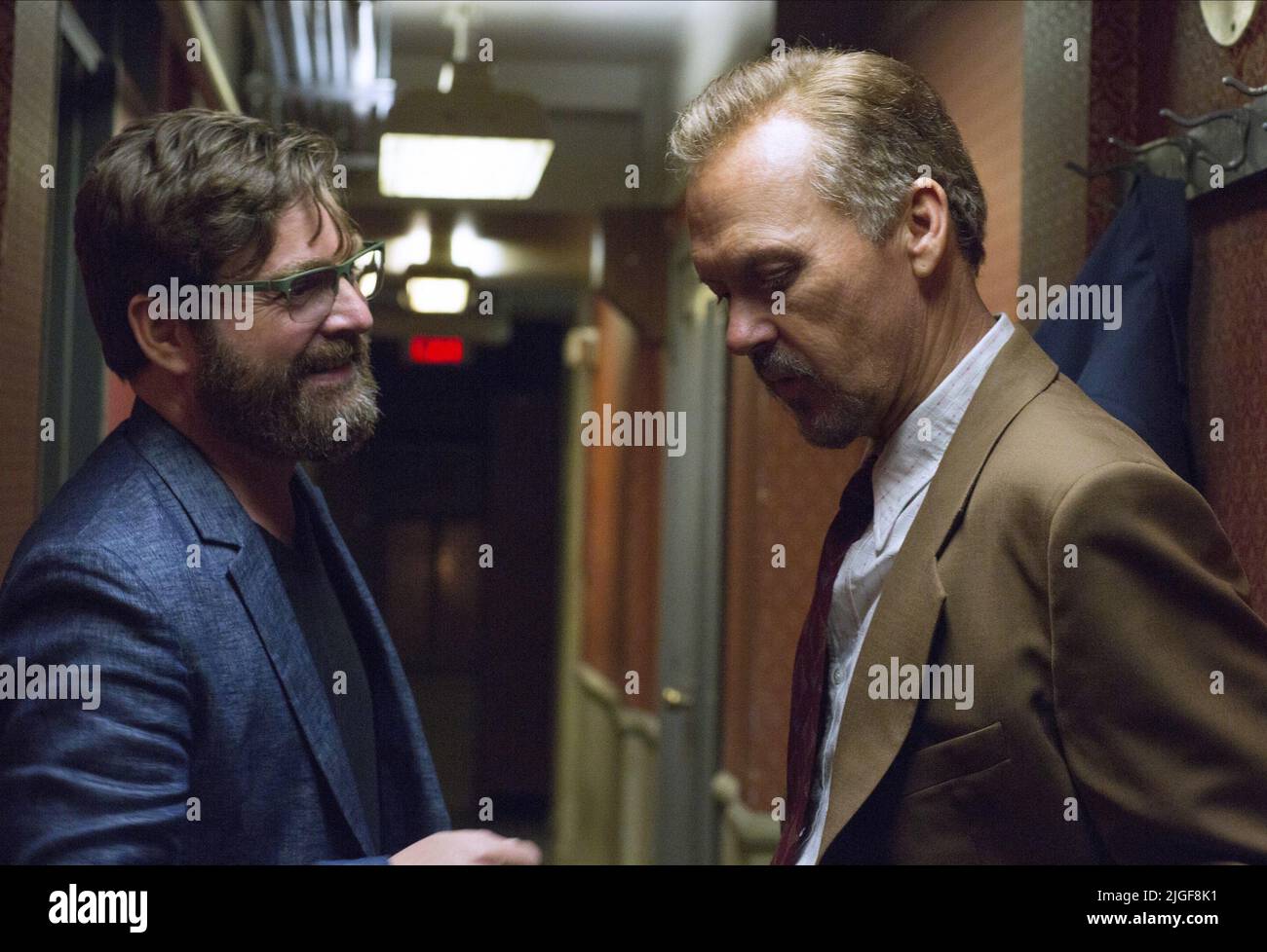 ZACH GALIFIANAKIS, MICHAEL KEATON, BIRDMAN, 2014 Stock Photo - Alamy
