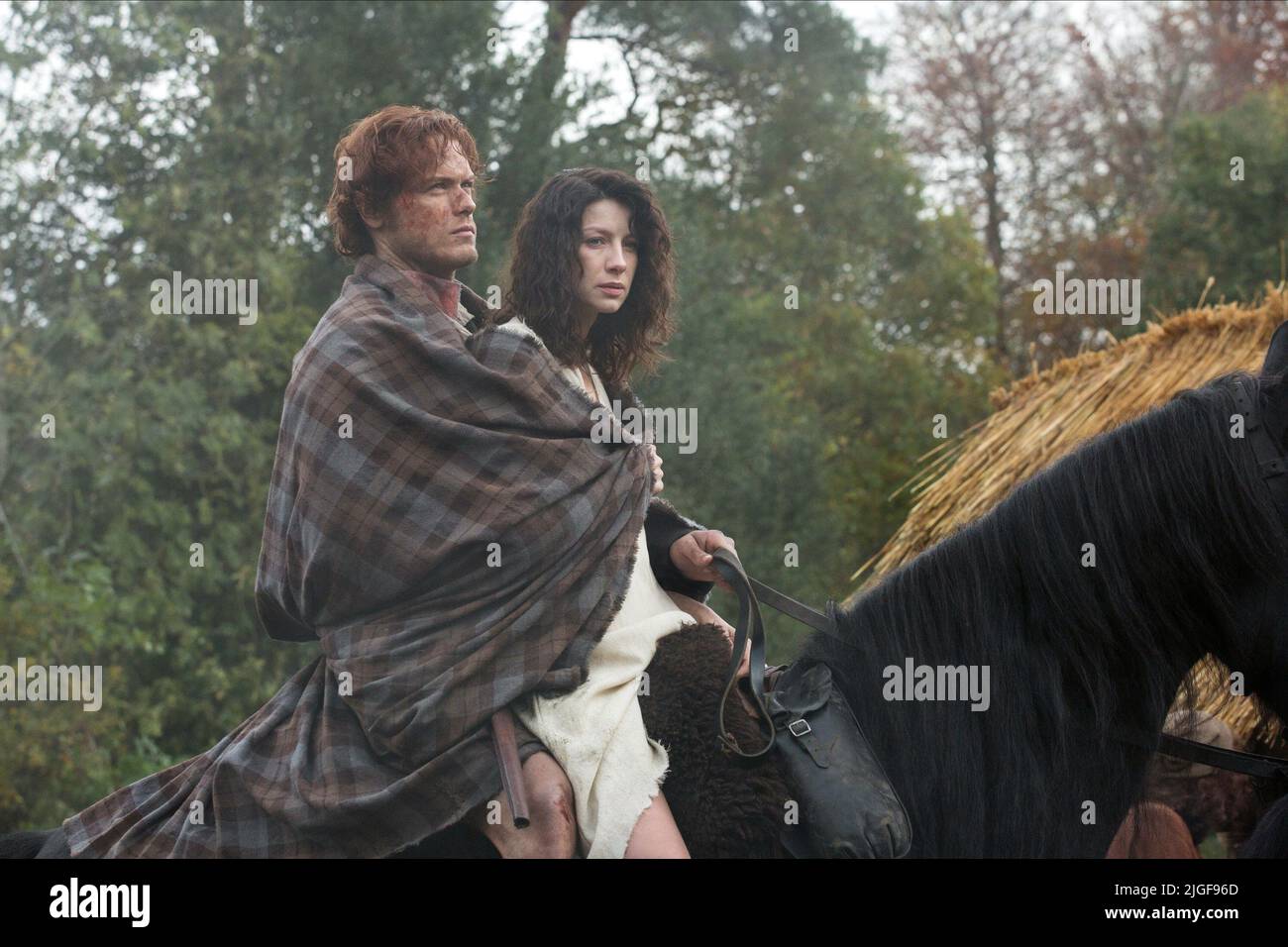 SAM HEUGHAN, CAITRIONA BALFE, OUTLANDER, 2014 Stock Photo - Alamy