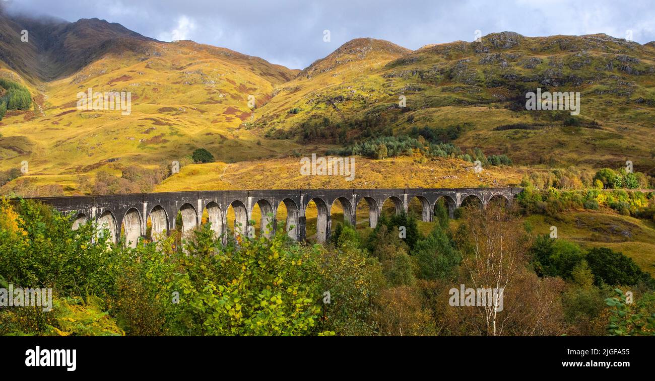 A panoramic view of the iconic Glenfinnan Viaduct in the Highlands of ...