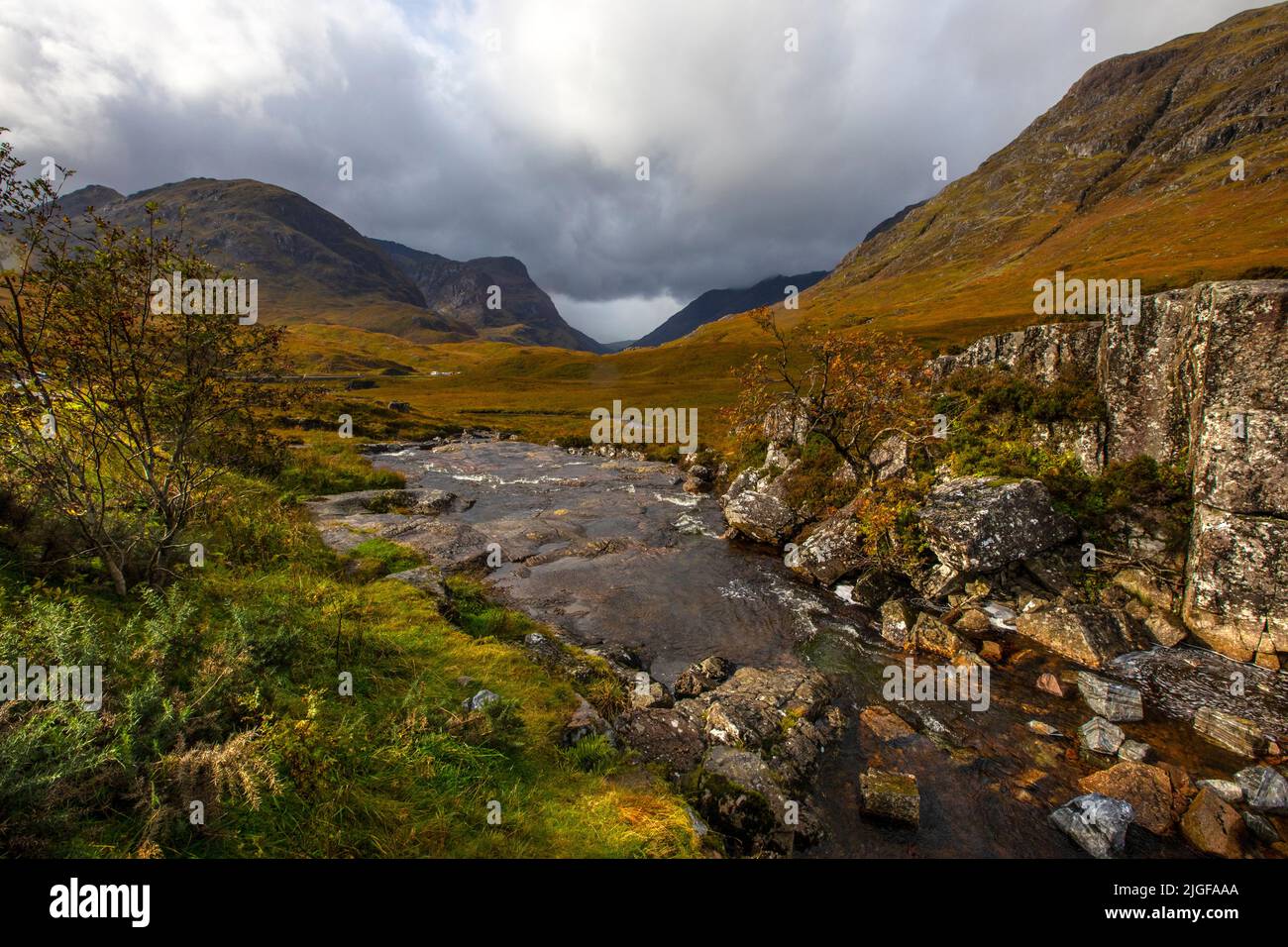 A view of the breathtaking Glencoe valley in the Scottish Highlands, UK ...