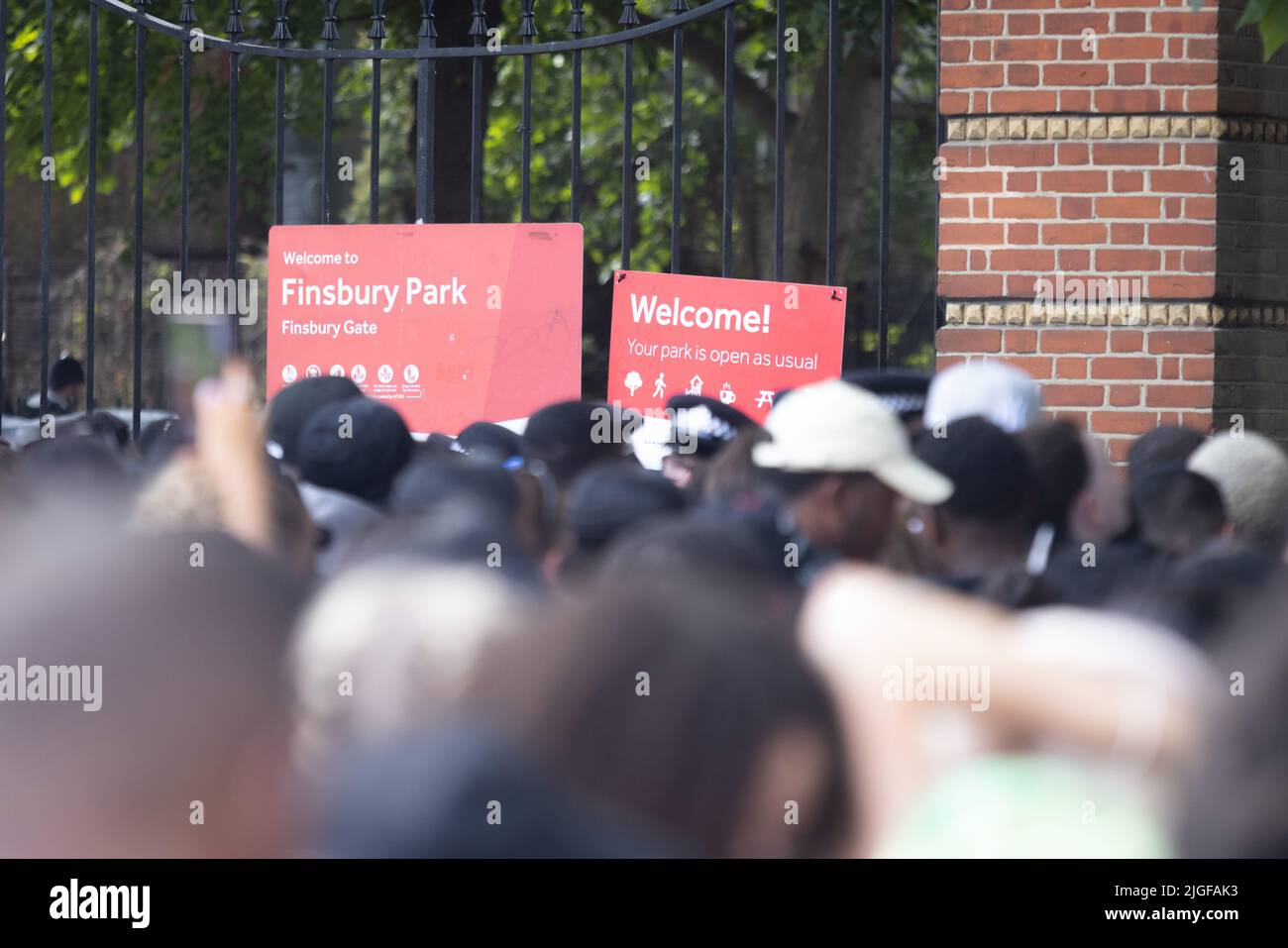 Crowds wait outside as big queues form at the entrance to Wireless ...
