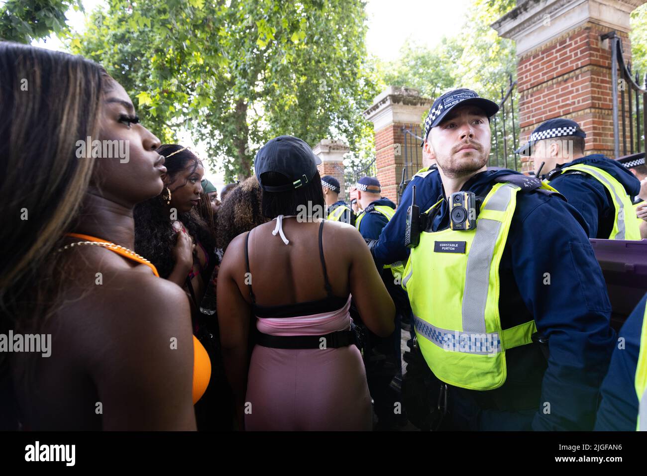 Crowds wait outside as big queues form at the entrance to Wireless ...