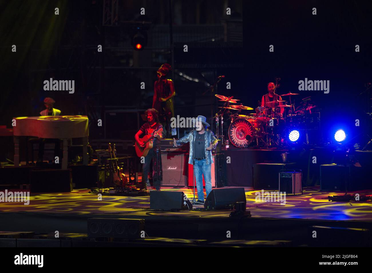 Adelmo Fornaciari (Zucchero) Zucchero concert - World Wild Tour Milan ...