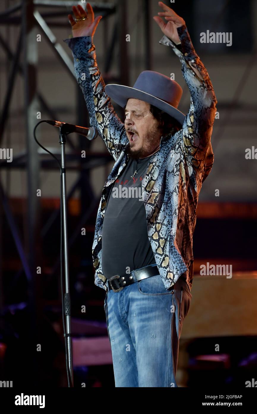 Adelmo Fornaciari (Zucchero) Zucchero concert - World Wild Tour Milan ...