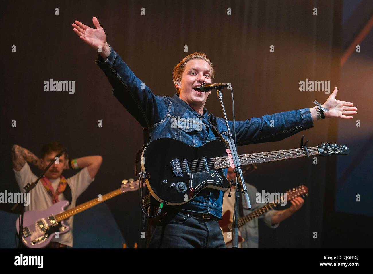 George ezra 2022 hi-res stock photography and images - Alamy