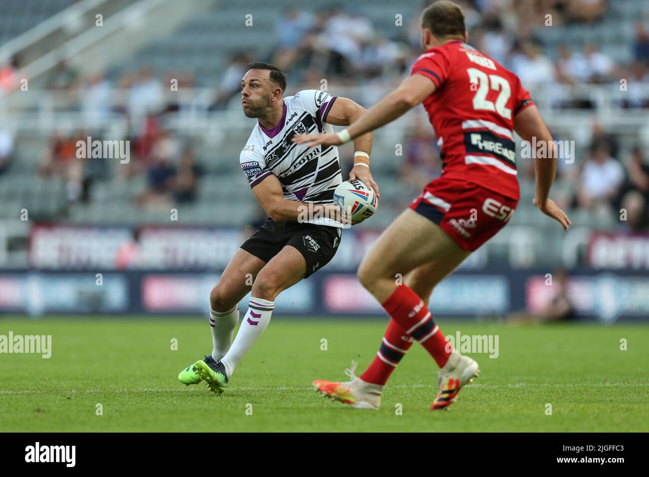Luke Gale #7 of Hull FC in action during the game Stock Photo - Alamy