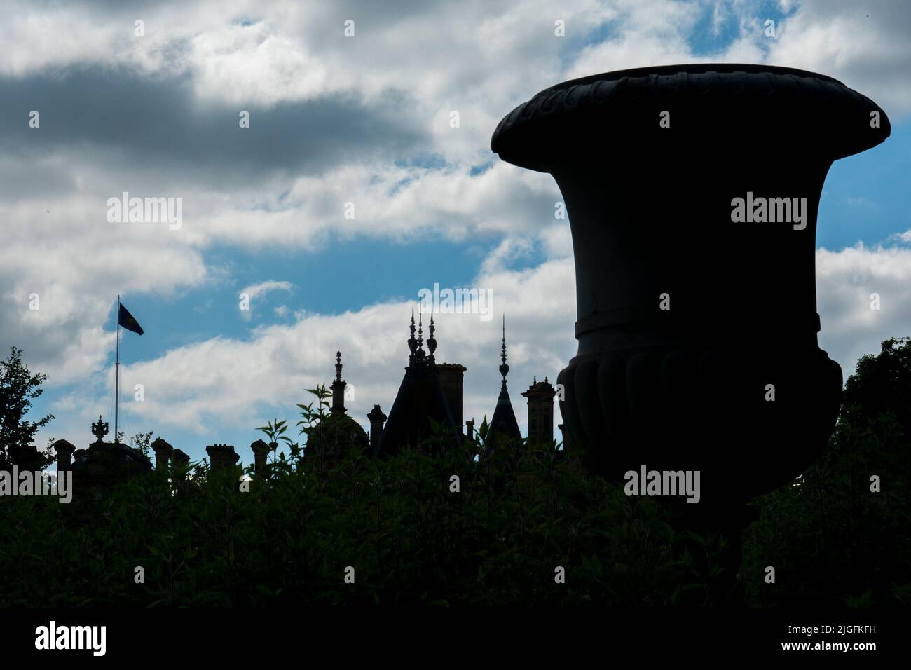 Skyline manor hi-res stock photography and images - Alamy