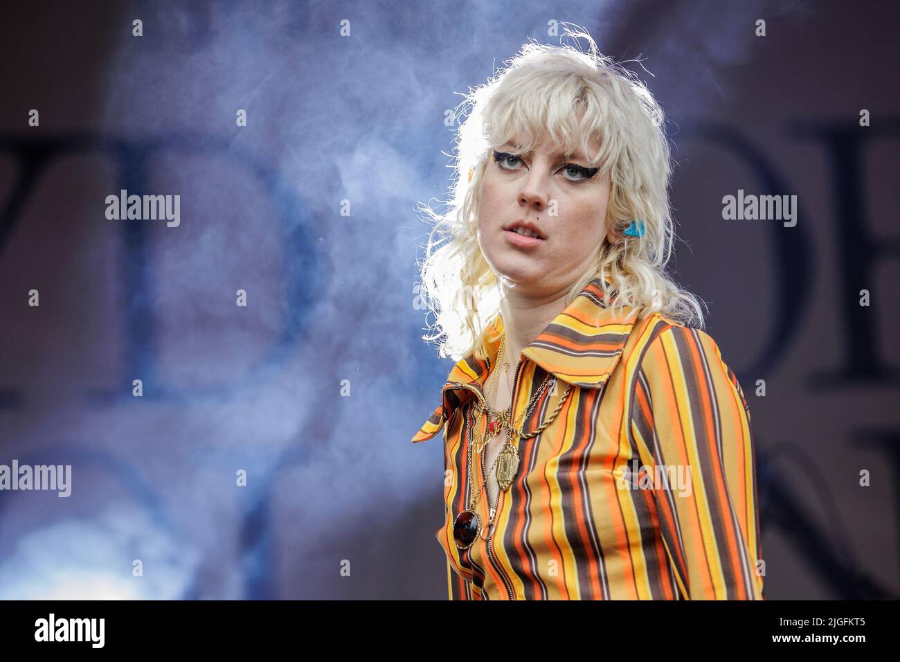 Izzy baxter phillips hi-res stock photography and images - Alamy