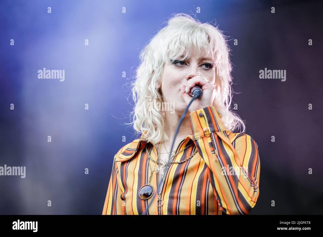 Izzy phillips hi-res stock photography and images - Alamy