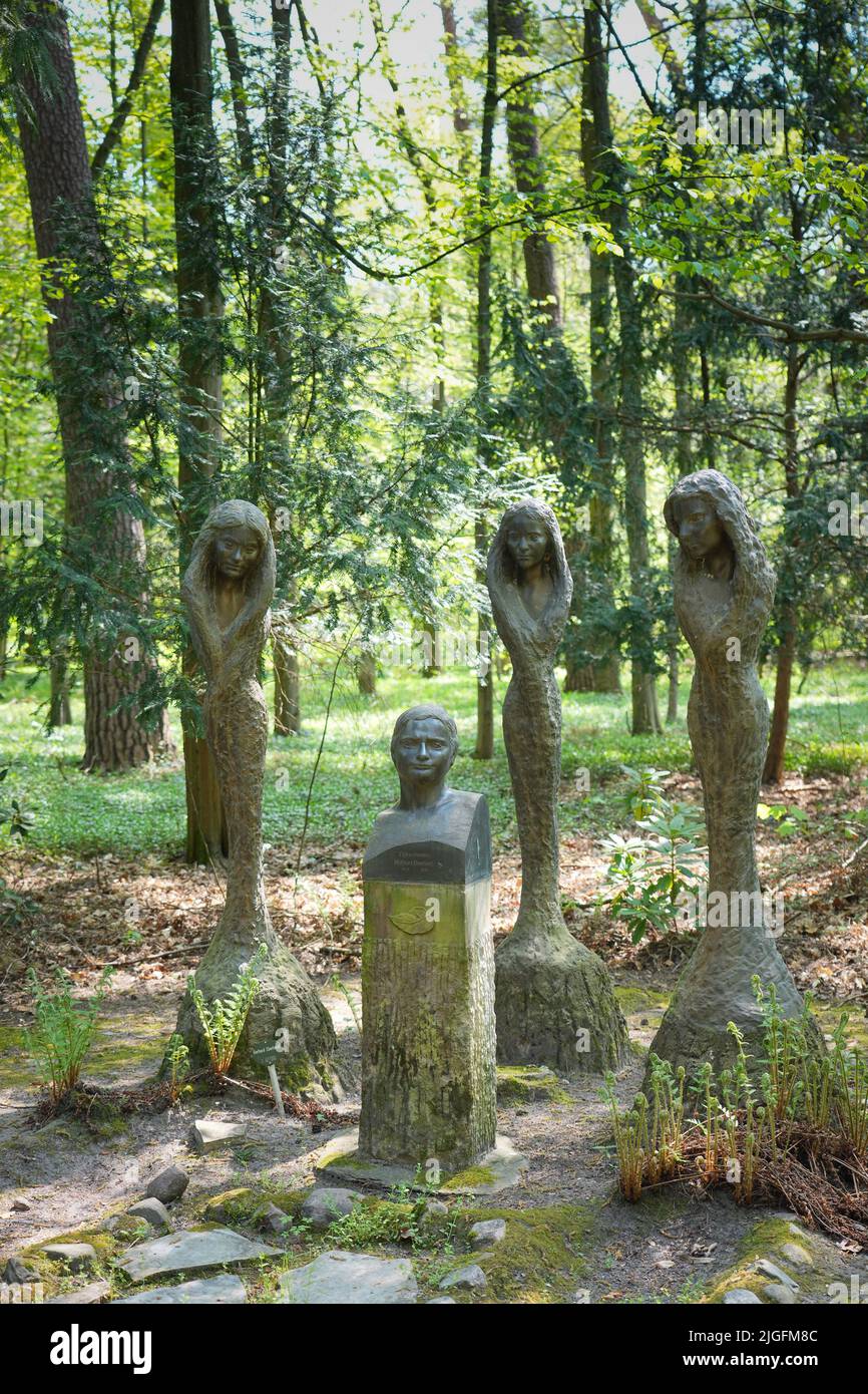 02 May 2022, Brandenburg, Stahnsdorf: The grave site for Eberhardt, a ...