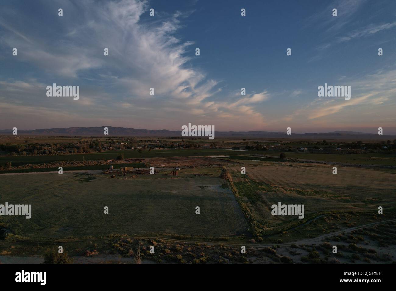 Desert farming hi-res stock photography and images - Alamy