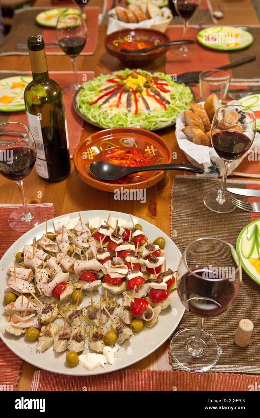 Dinner in japan hi-res stock photography and images - Alamy