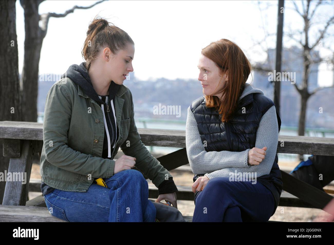 KRISTEN STEWART, JULIANNE MOORE, STILL ALICE, 2014 Stock Photo - Alamy