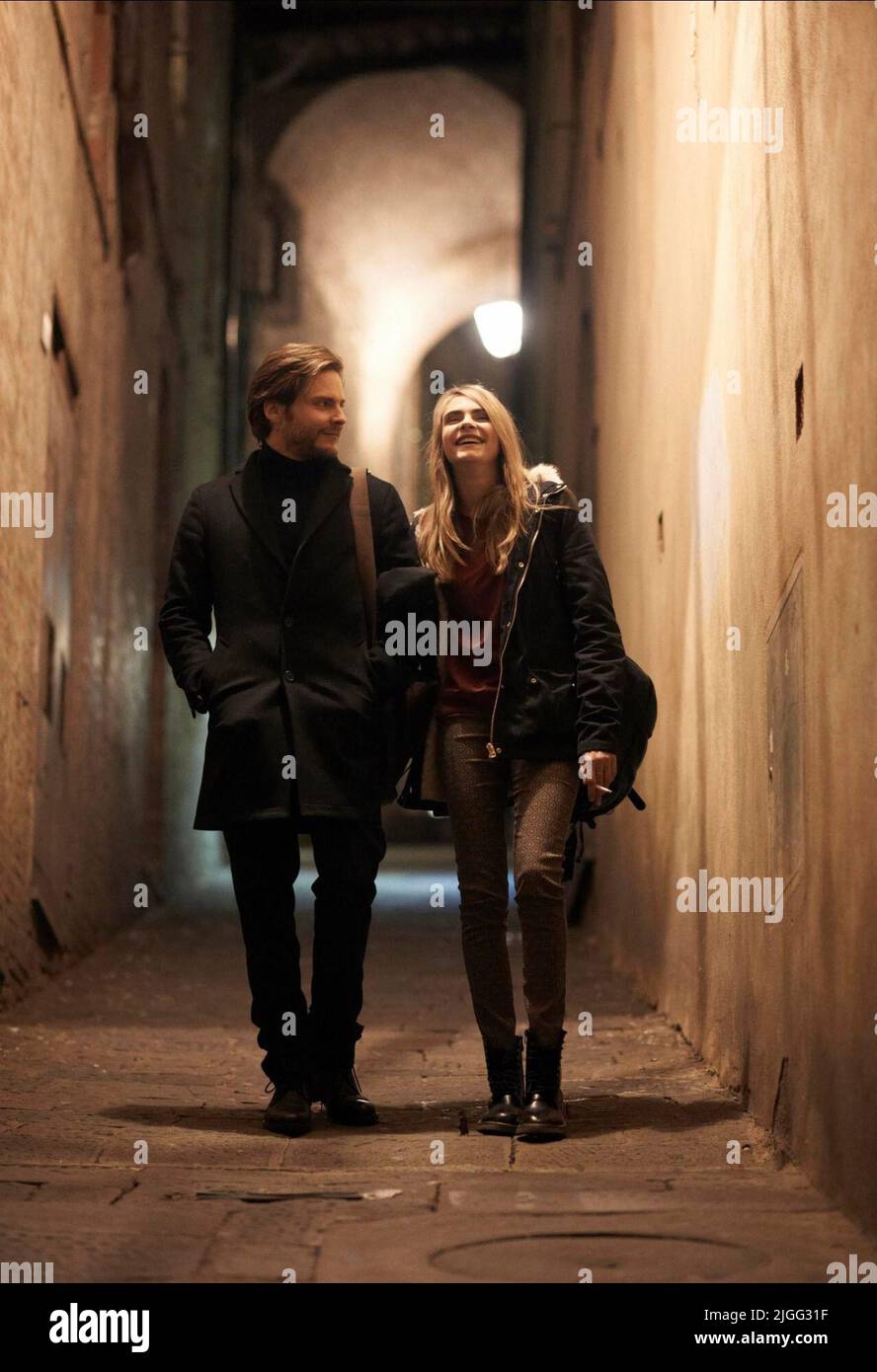 Cara delevingne face of an angel hi-res stock photography and images ...