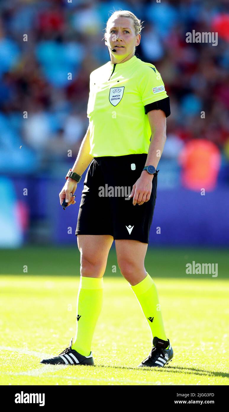 Manchester, UK. 10th July, 2022. Referee Tess Olofsson during the UEFA ...