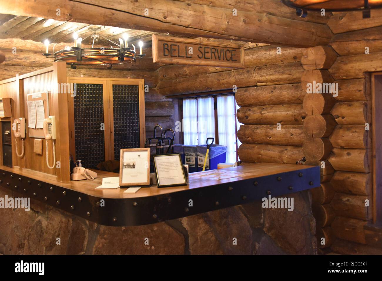 Old faithful inn concierge hi-res stock photography and images - Alamy