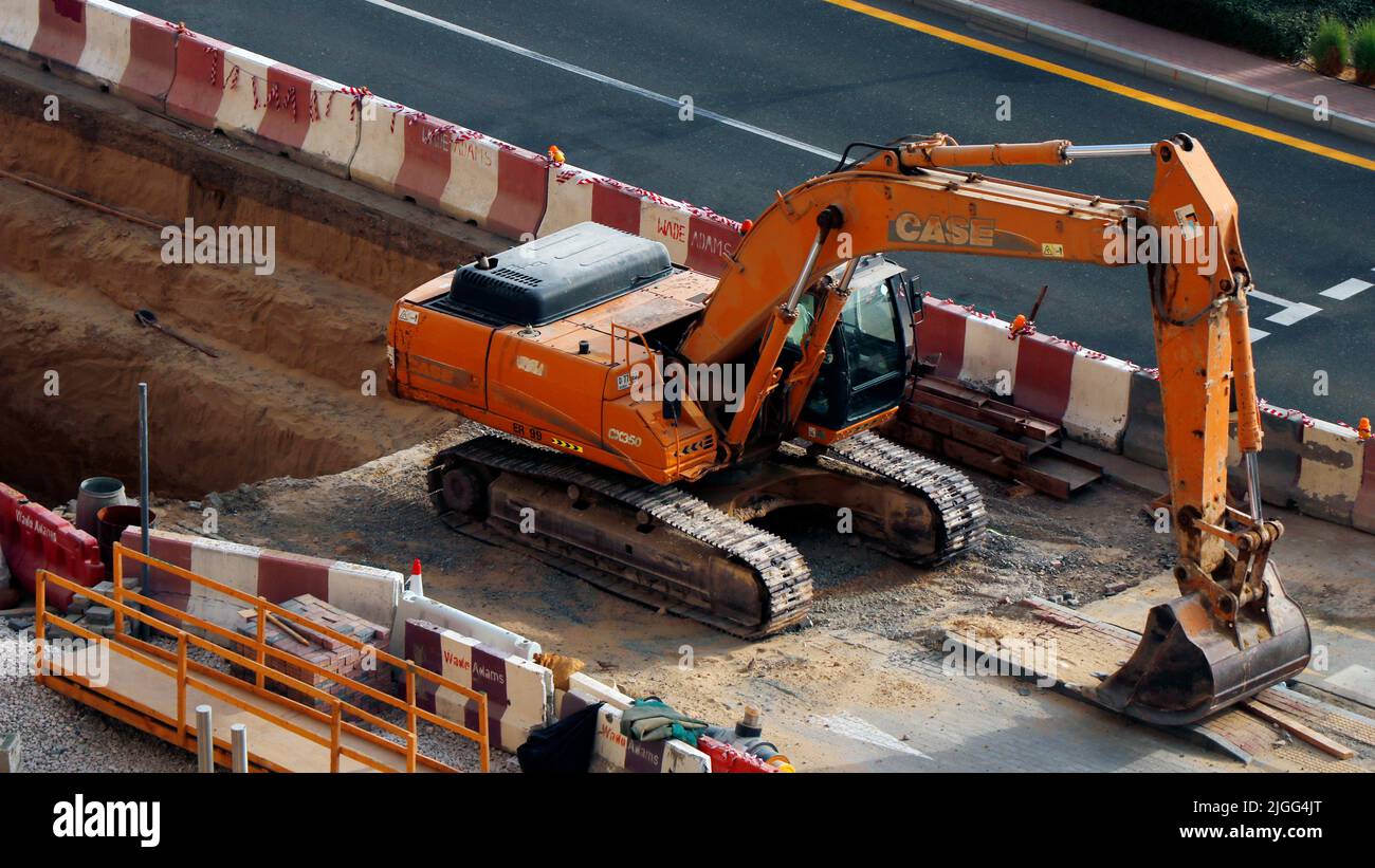 Jcb excavator crane machine hi-res stock photography and images - Alamy