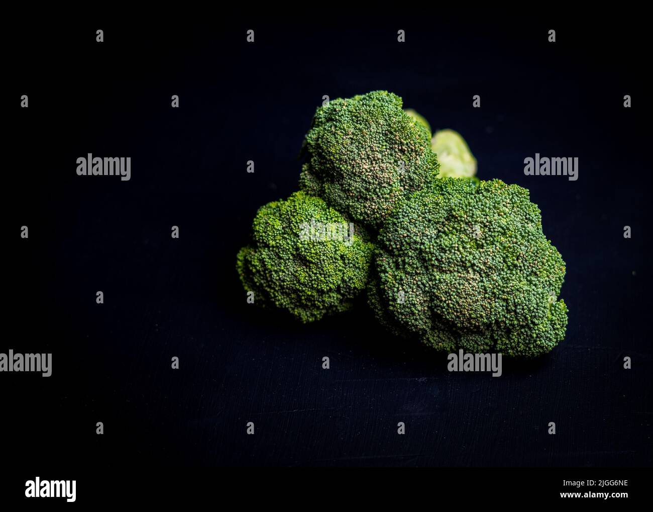 Broccoli vector hi-res stock photography and images - Alamy