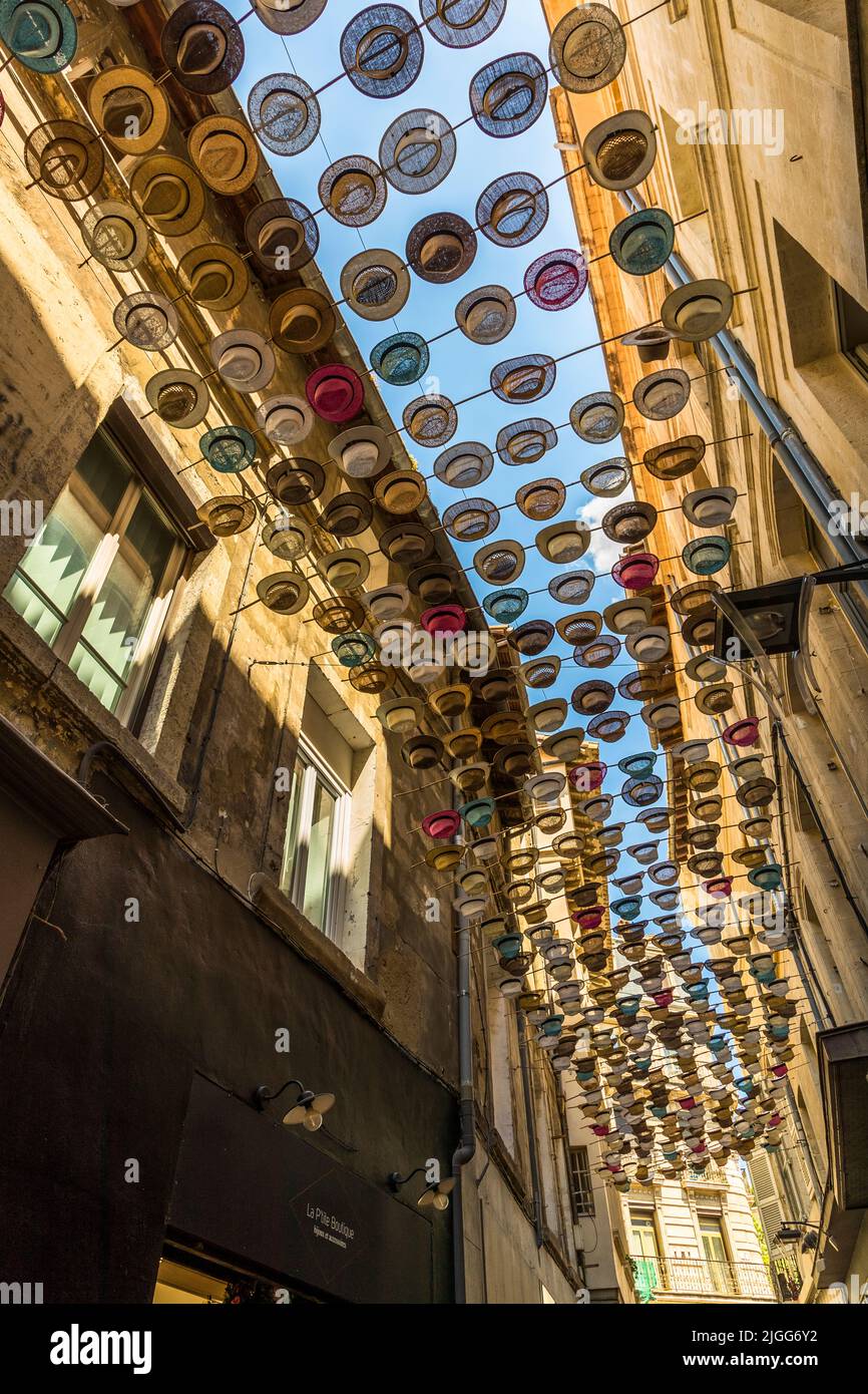 Commercial shopping shopping housing hi-res stock photography and ...