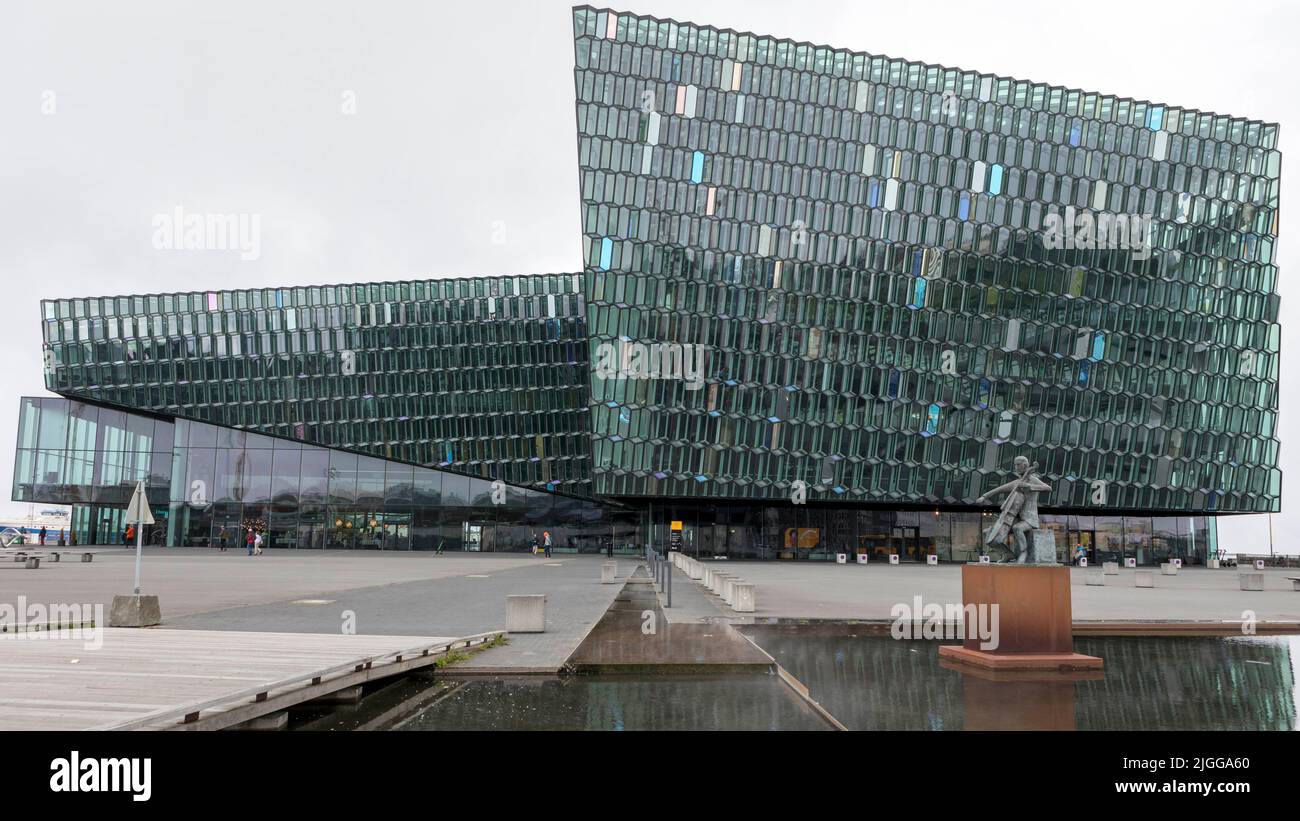 Harpan concert hall hi-res stock photography and images - Alamy