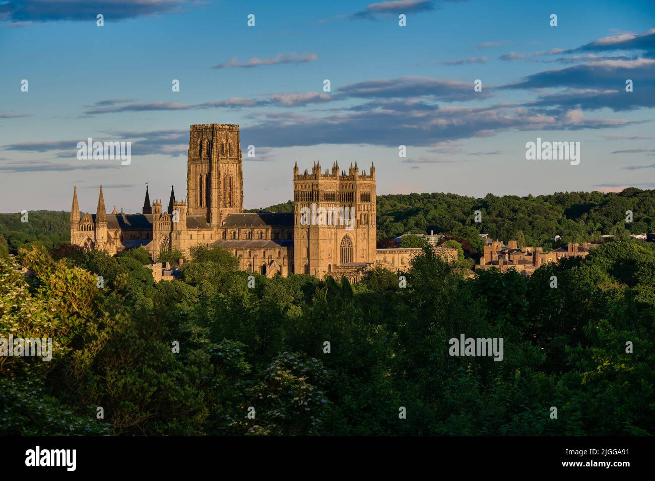Durham cathedral exterior hi-res stock photography and images - Alamy