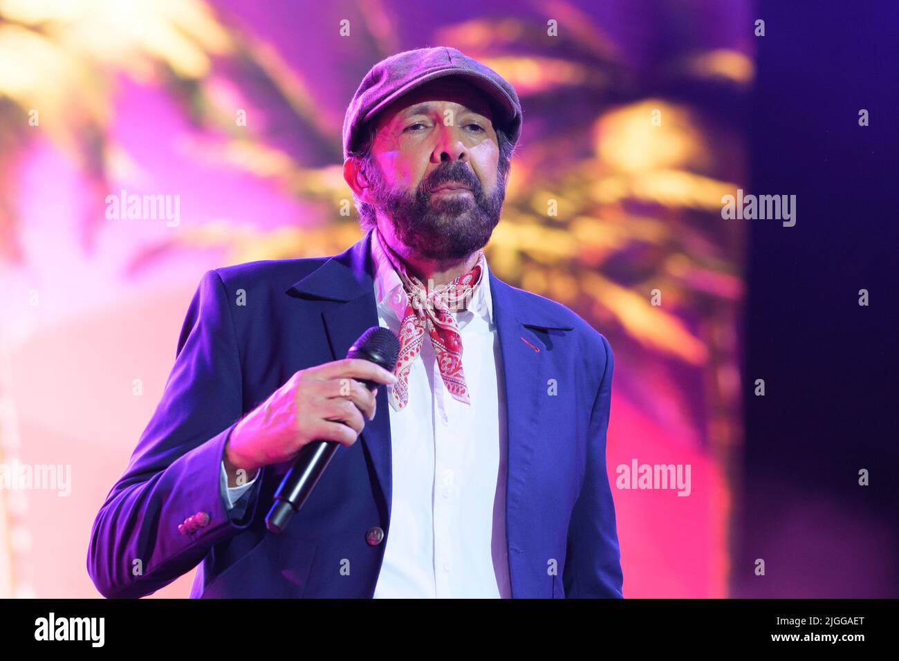 Dominican singer Juan Luis Guerra performs during the Entre Mar y ...