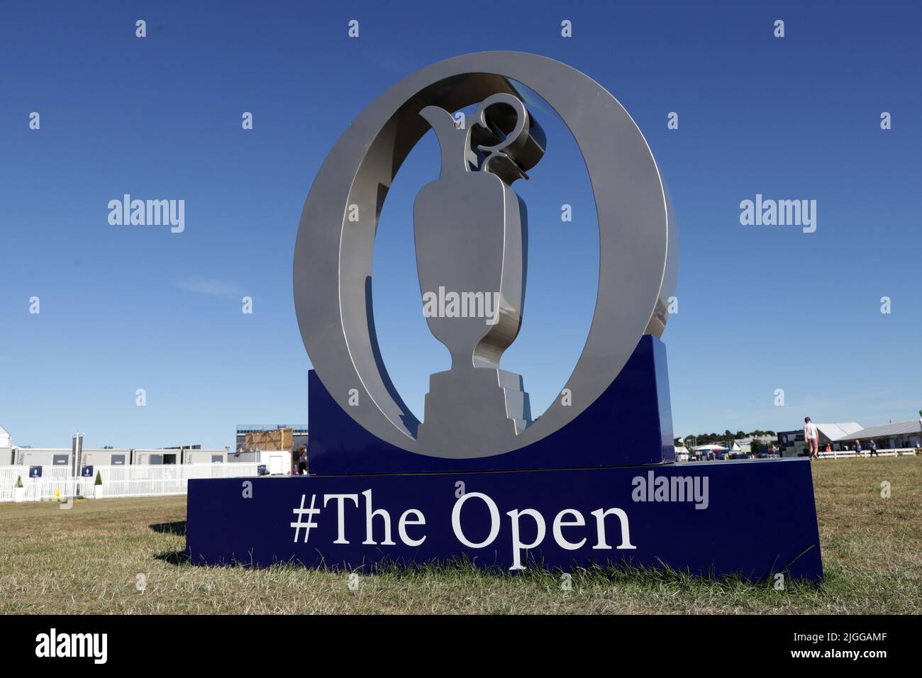 The open championship claret jug hi-res stock photography and images ...