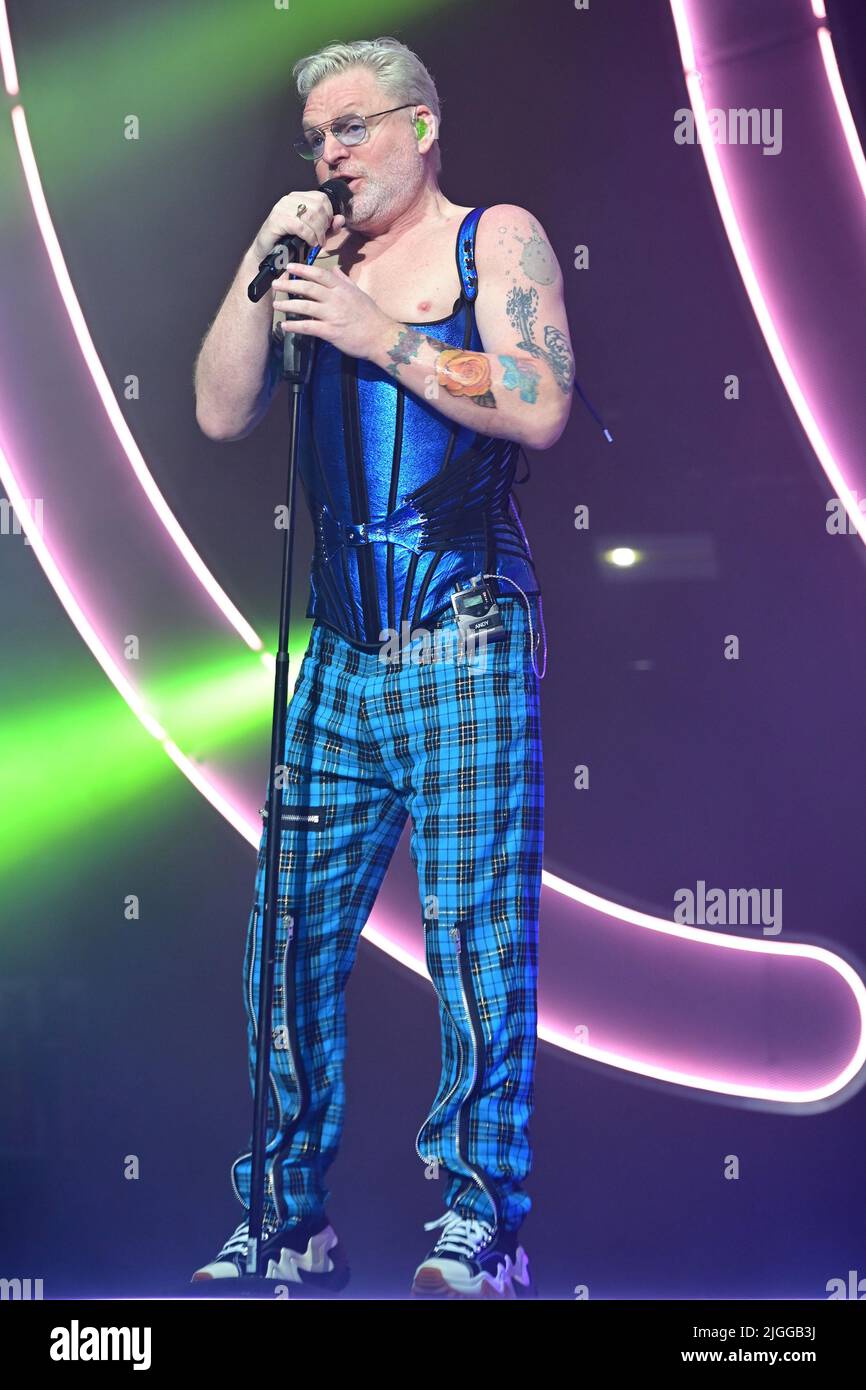 Andy Bell and Vince Clarke of electropop band Erasure performing on ...