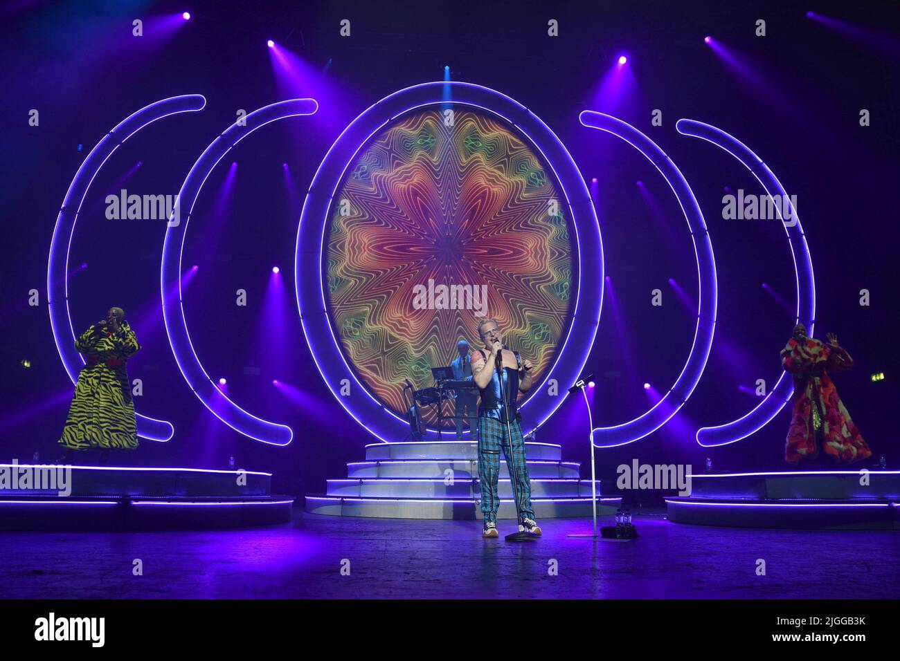 Andy Bell and Vince Clarke of electropop band Erasure performing on ...