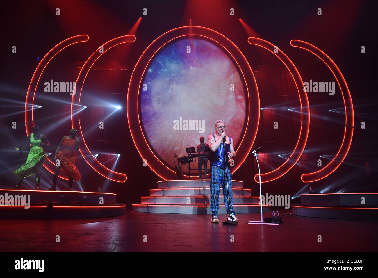 Andy bell and vince clarke hi-res stock photography and images - Alamy