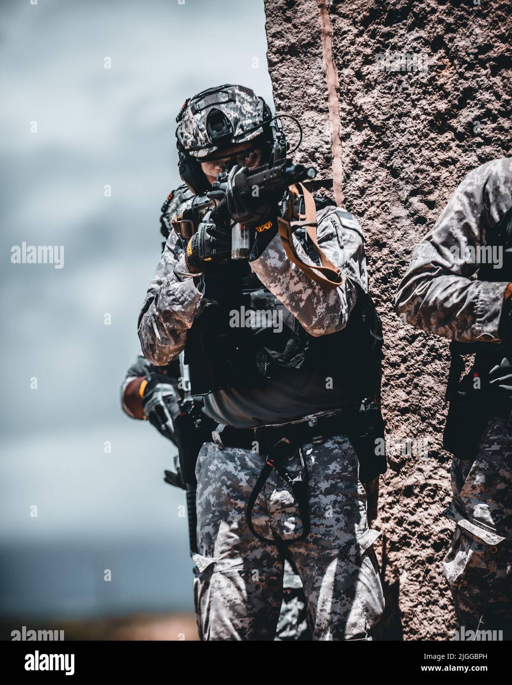 220707-A-LY216-1001 KANEOHE BAY, Hawaii (July 7, 2022) An Indian Marine ...