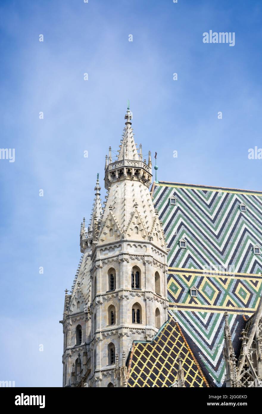 Towers stephansdom vienna austria hi-res stock photography and images ...