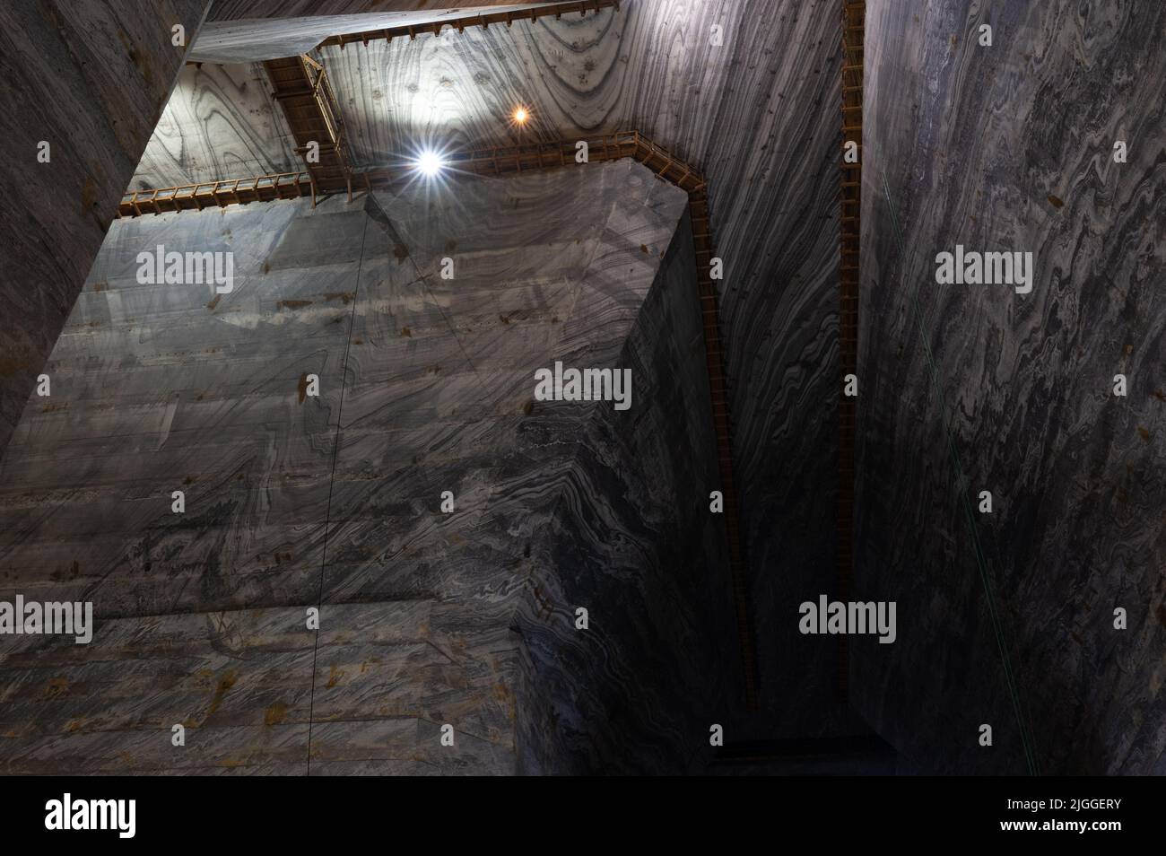 The Slanic Prahova salt mine, 1 hour from Bucharest, is closed for ...