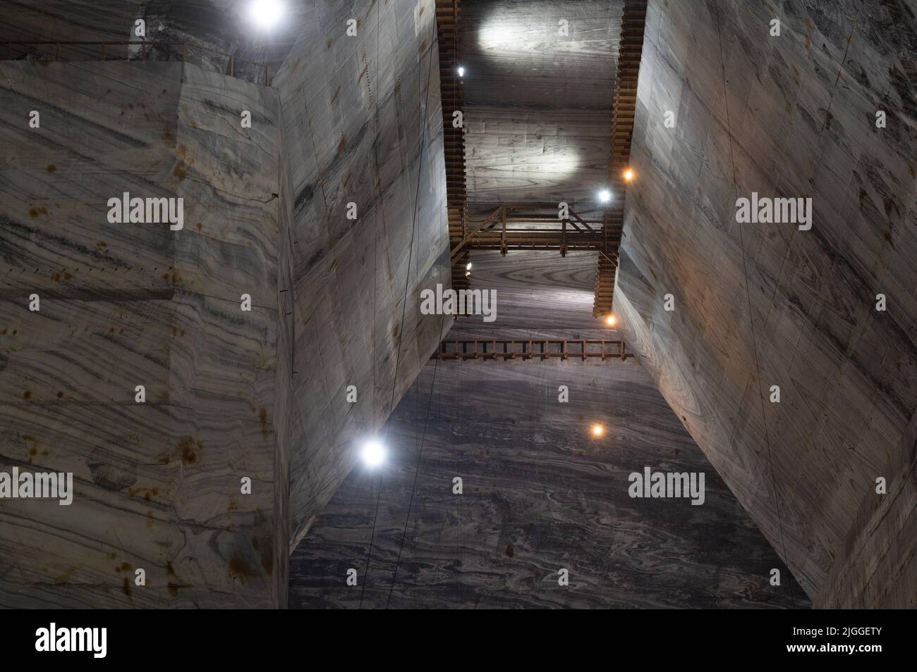 The Slanic Prahova salt mine, 1 hour from Bucharest, is closed for ...