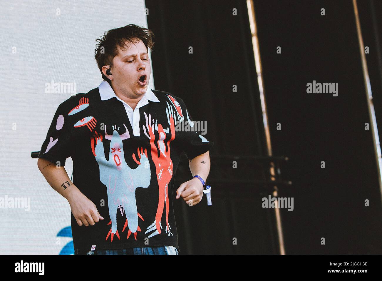 Conor Mason of Nothing but Thieves Rock band performs live on stage at ...