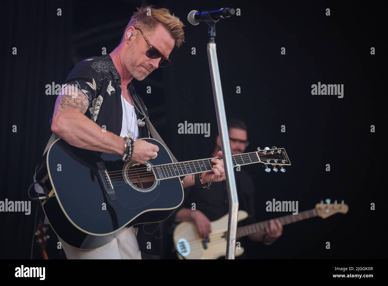 Great Tew, UK. 10th July, 2022. Irish-born singer, songwriter ...