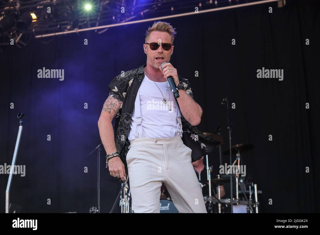 Irish-born singer, songwriter, television presenter, and host of the ...