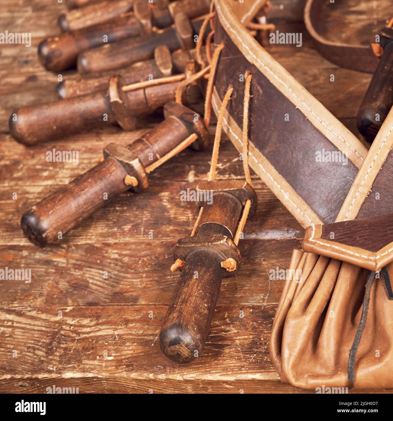 Gunpowder flask, civil war hi-res stock photography and images - Alamy