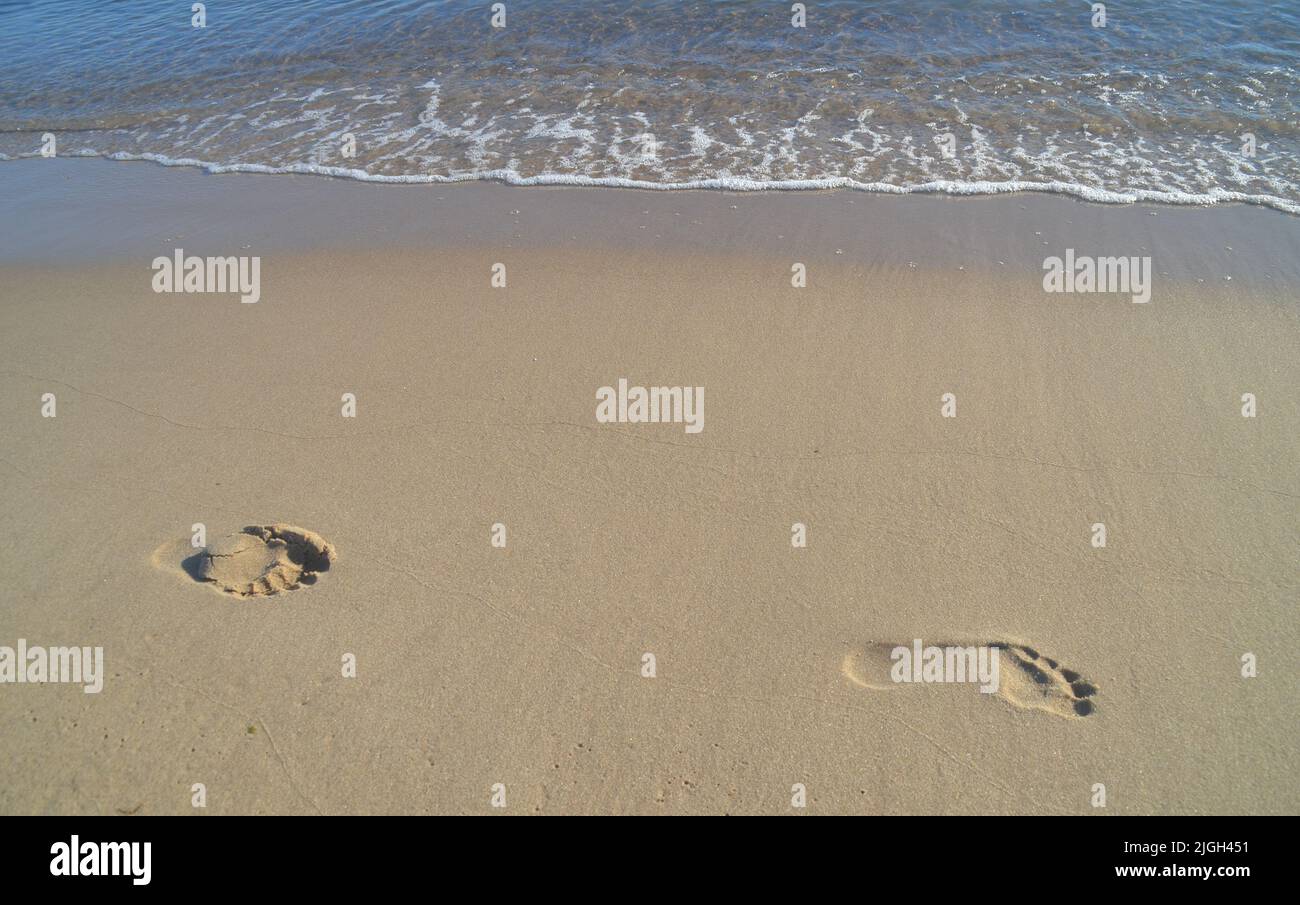 Sand foot sign hi-res stock photography and images - Alamy