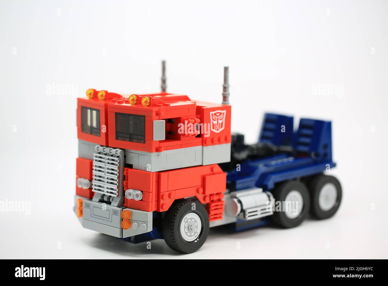 Optimus prime hi-res stock photography and images - Alamy